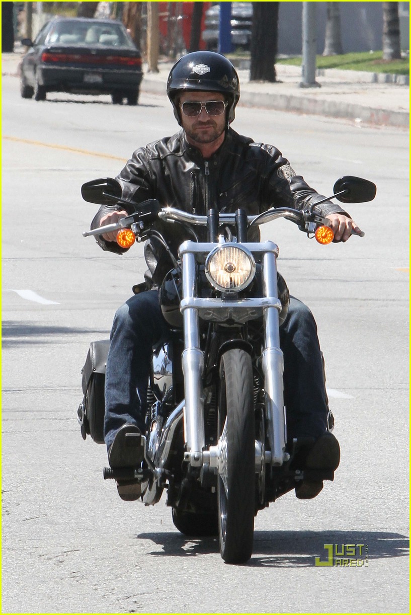 Gerard Butler: Harley Davidson Dude: Photo 2460214 | Gerard Butler ...