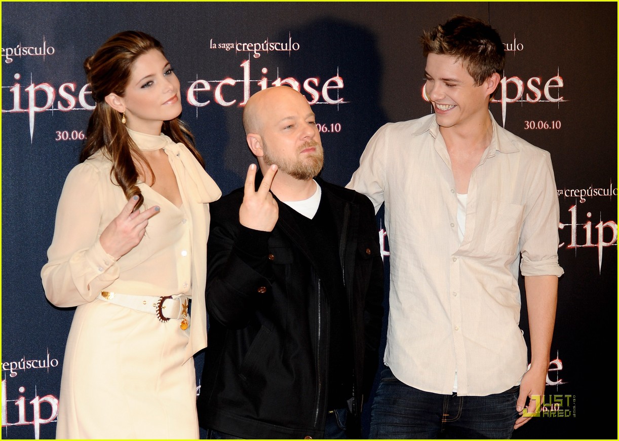 Ashley Greene & Xavier Samuel: Madrid Premiere Pair: Photo 2462313 ...