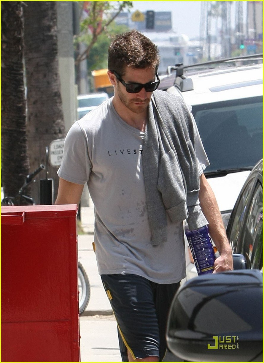 Jake Gyllenhaal: My Abs Make Me Who I Am: Photo 2456122 | Jake ...