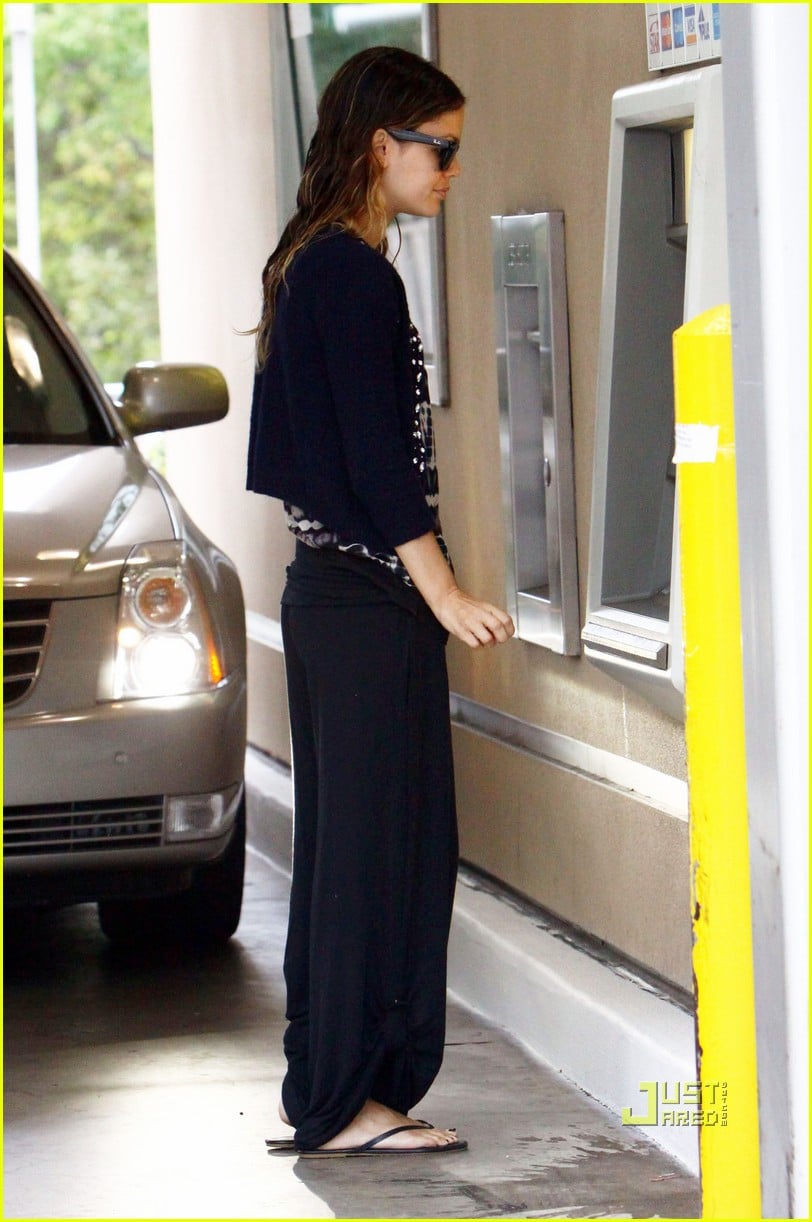 Rachel Bilson: Barefoot Skipper!: Photo 2464673 | Rachel Bilson Photos ...