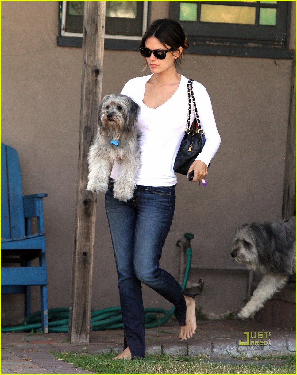 Rachel Bilson: Barefoot Skipper!: Photo 2464676 | Rachel Bilson Photos ...
