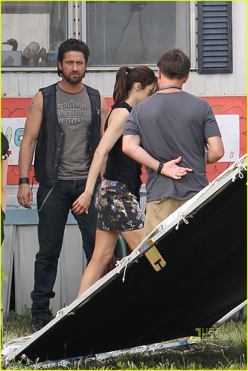 Gerard Butler is the Machine Gun Preacher: Photo 2465462 | Gerard ...