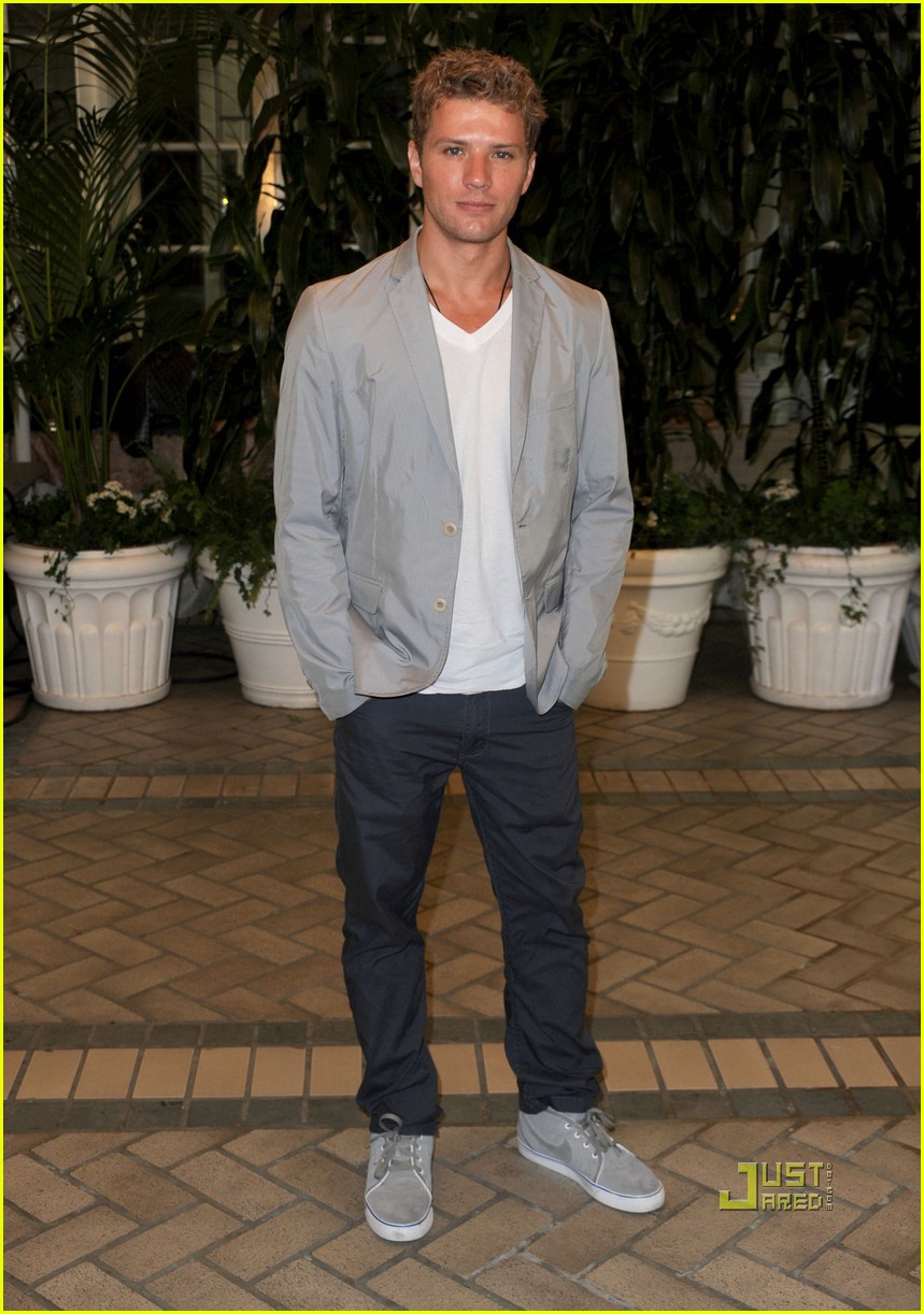 Nicole Kidman: Hollywood Foreign Press Luncheon!: Photo 2469847 | Adam ...