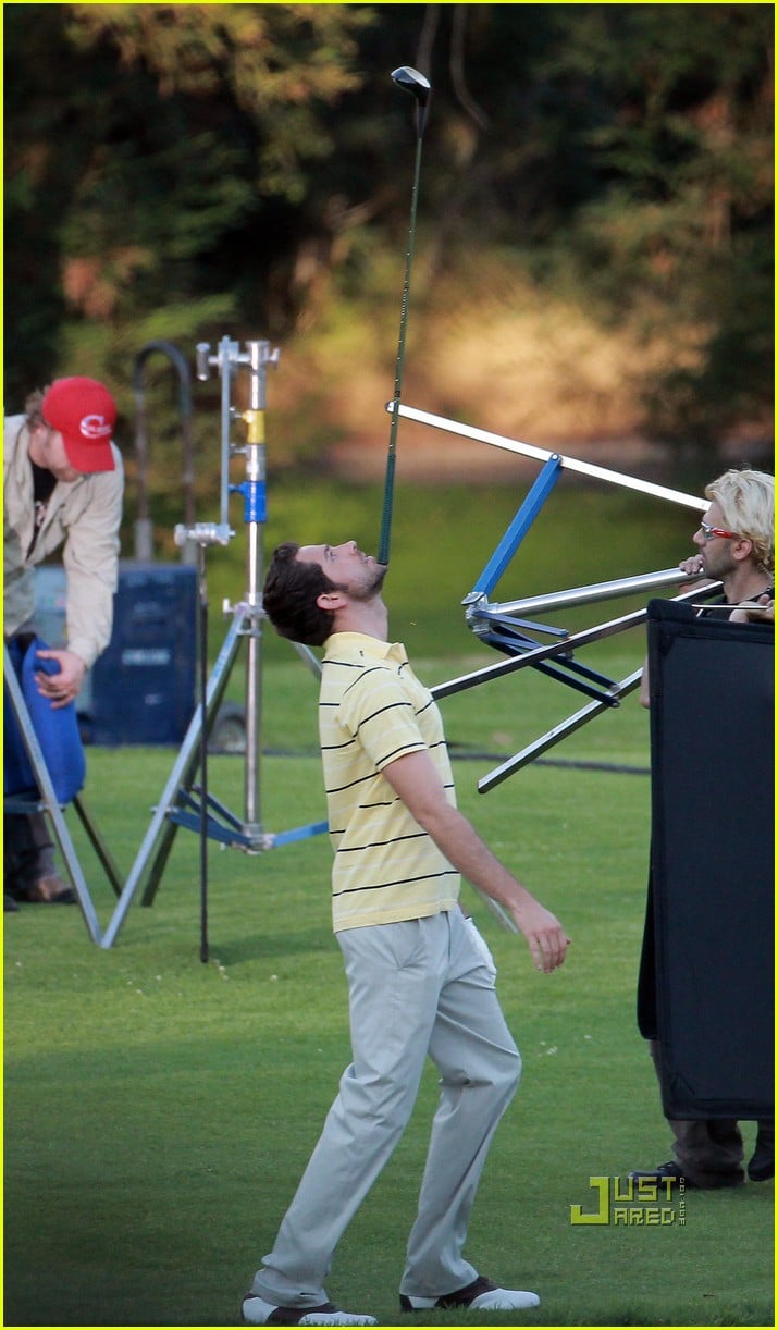 Zachary Levi: Treasure Trail Edition: Photo 2466732 | Shirtless ...