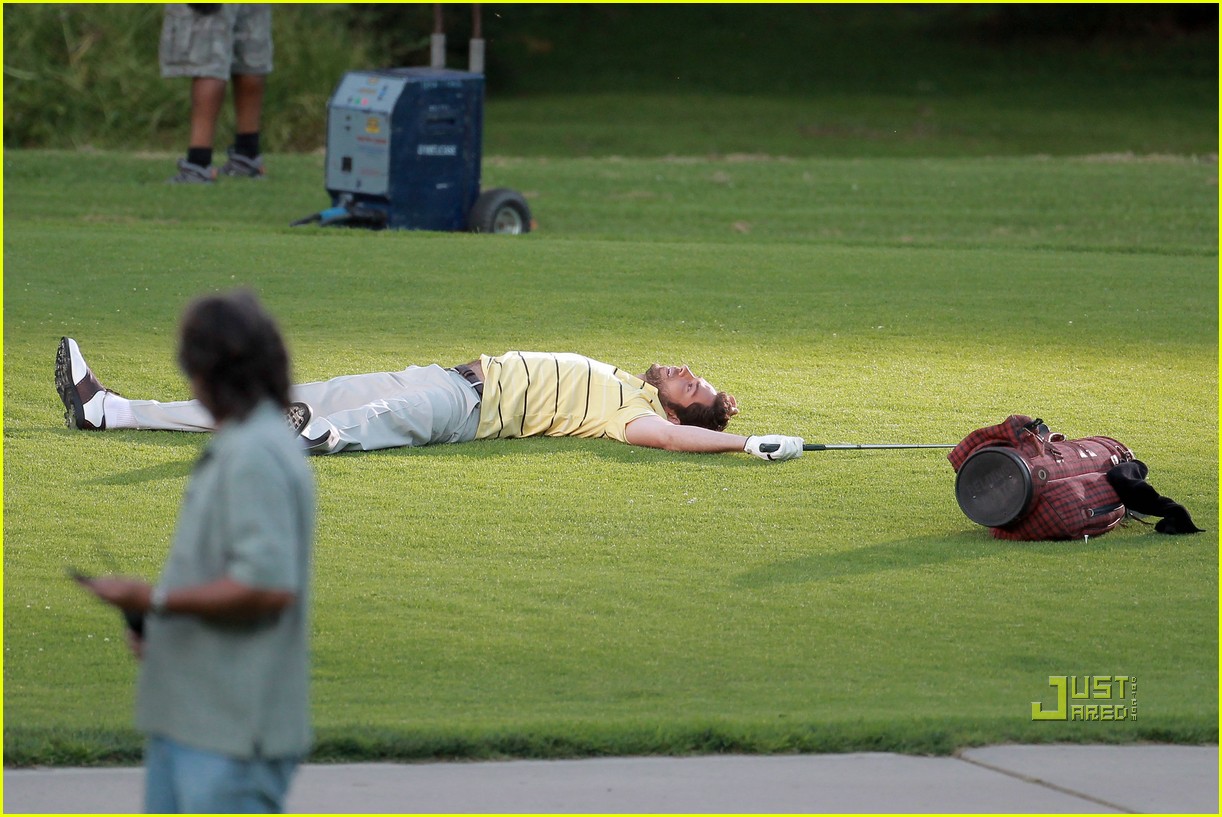 Zachary Levi: Treasure Trail Edition: Photo 2466736 | Shirtless ...