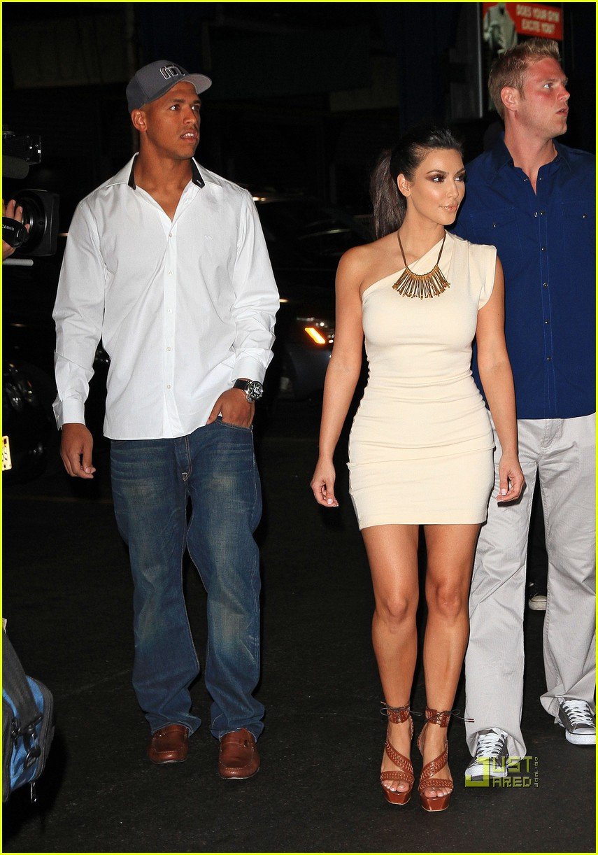 Kim Kardashian & Miles Austin: We're On A Boat!: Photo 2463447 | Kim ...