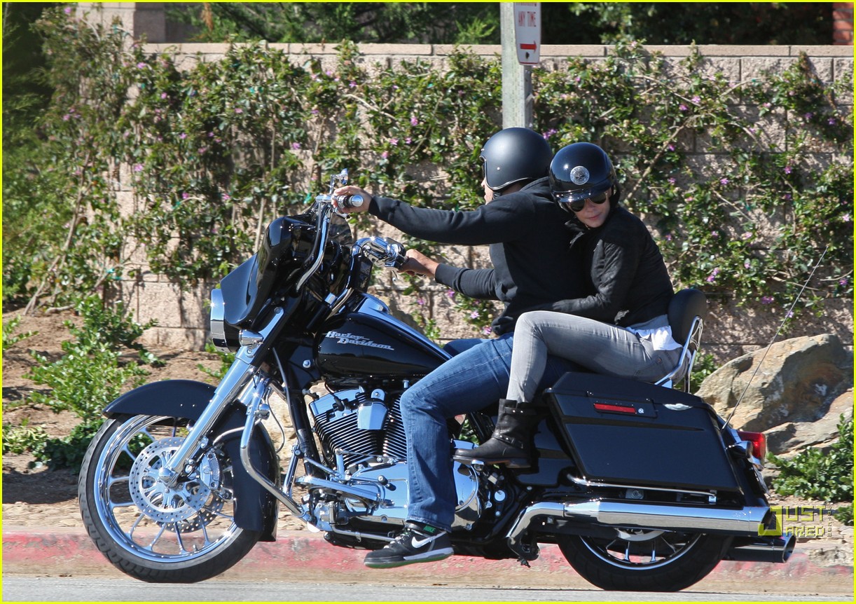 LeAnn Rimes & Eddie Cibrian: Motorcycles in Malibu!: Photo 2470187 ...
