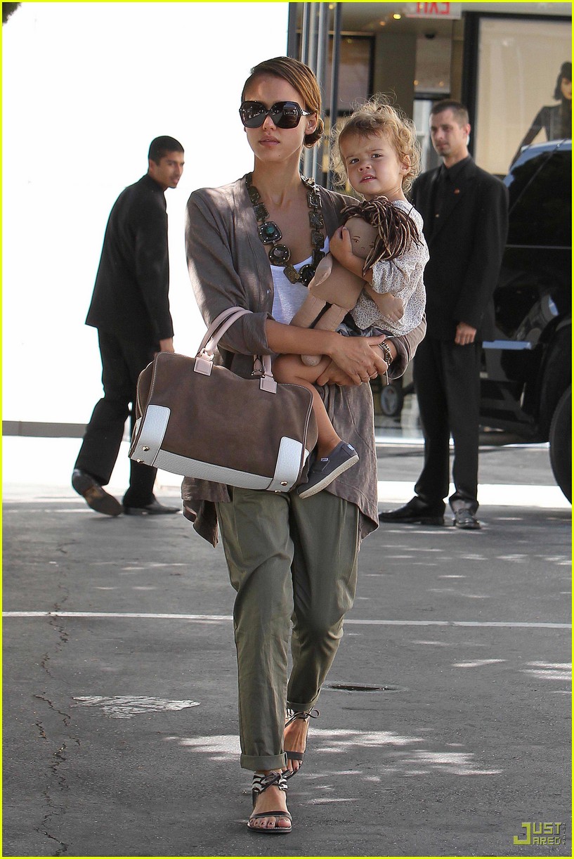 Jessica Alba & Honor Warren are Paper People: Photo 2471085 | Cash ...