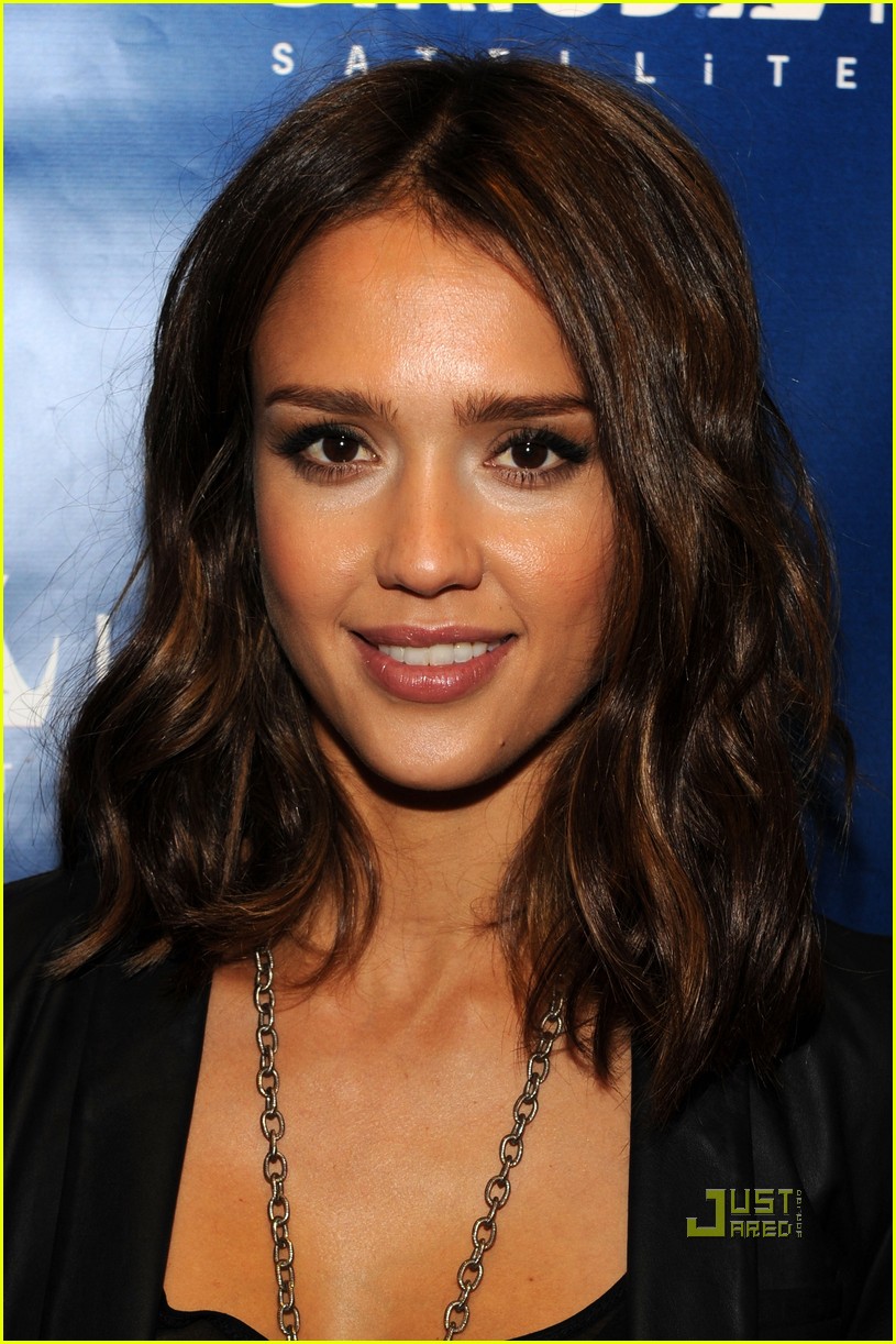 Jessica Alba Visits Sirius XM Studio: Photo 2476509 | Jessica Alba ...
