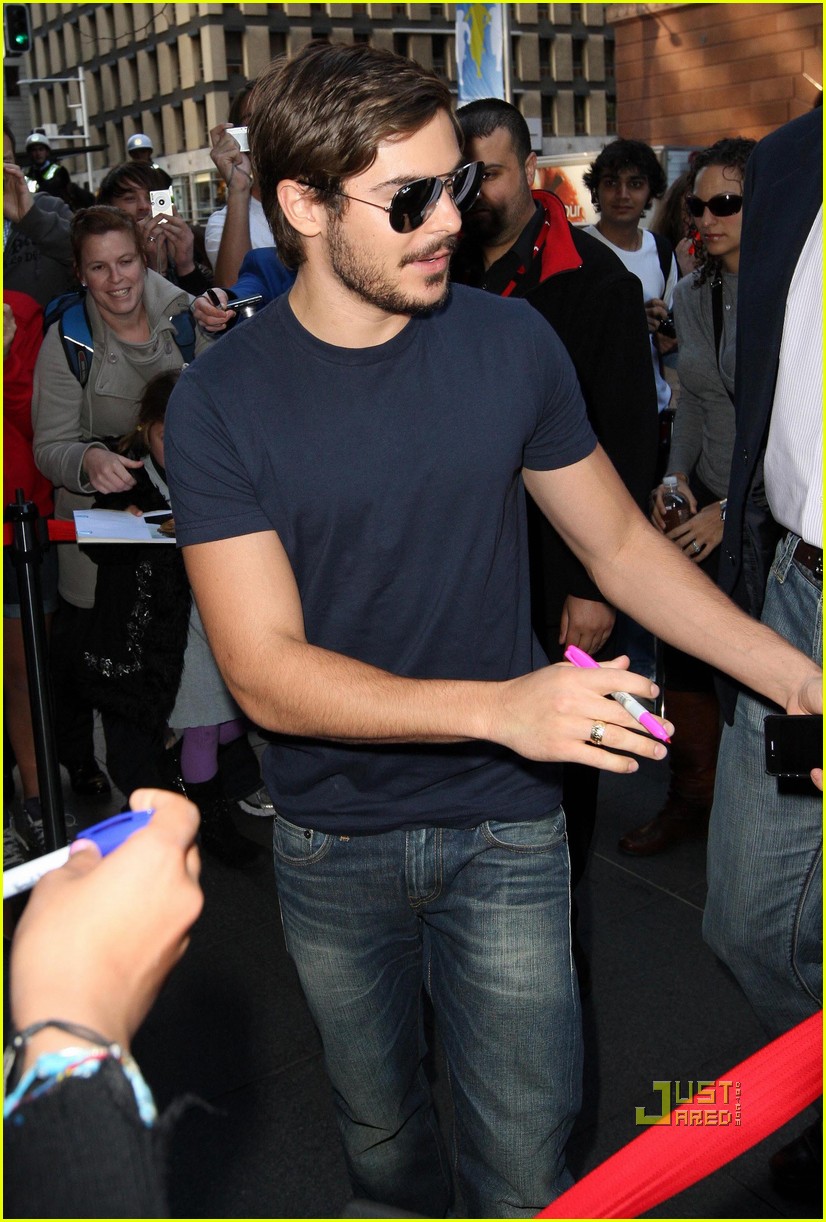 Zac Efron: 'Sunrise' in Sydney!: Photo 2481548 | Zac Efron Photos ...