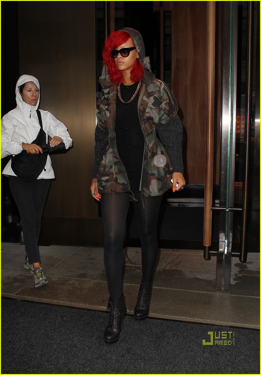 Preview Rihanna's Second Single -- What's My Name?: Photo 2483331 ...