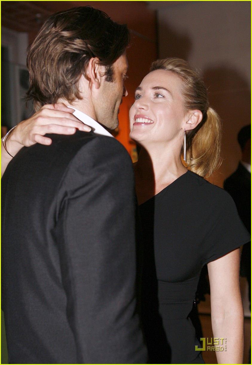 Kate Winslet & Louis Dowler: Vanity Fair Flirty!: Photo 2481722 | Daria ...
