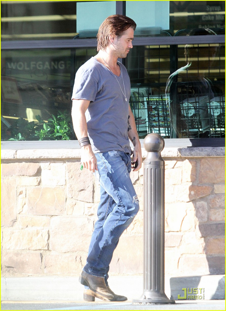 Colin Farrell: Supermarket Run: Photo 2491017 | Colin Farrell Photos ...