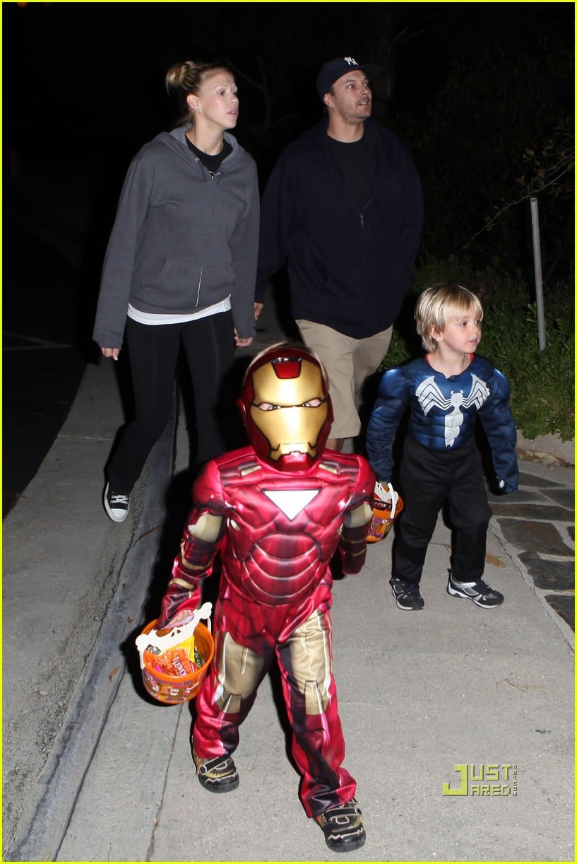 Sean and Jayden Federline: Trick-or-Treating with Dad!: Photo 2491977 ...