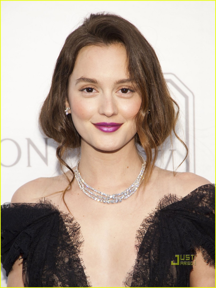 Leighton Meester: Plunging Neck Line for Harry Winston!: Photo 2496141 ...