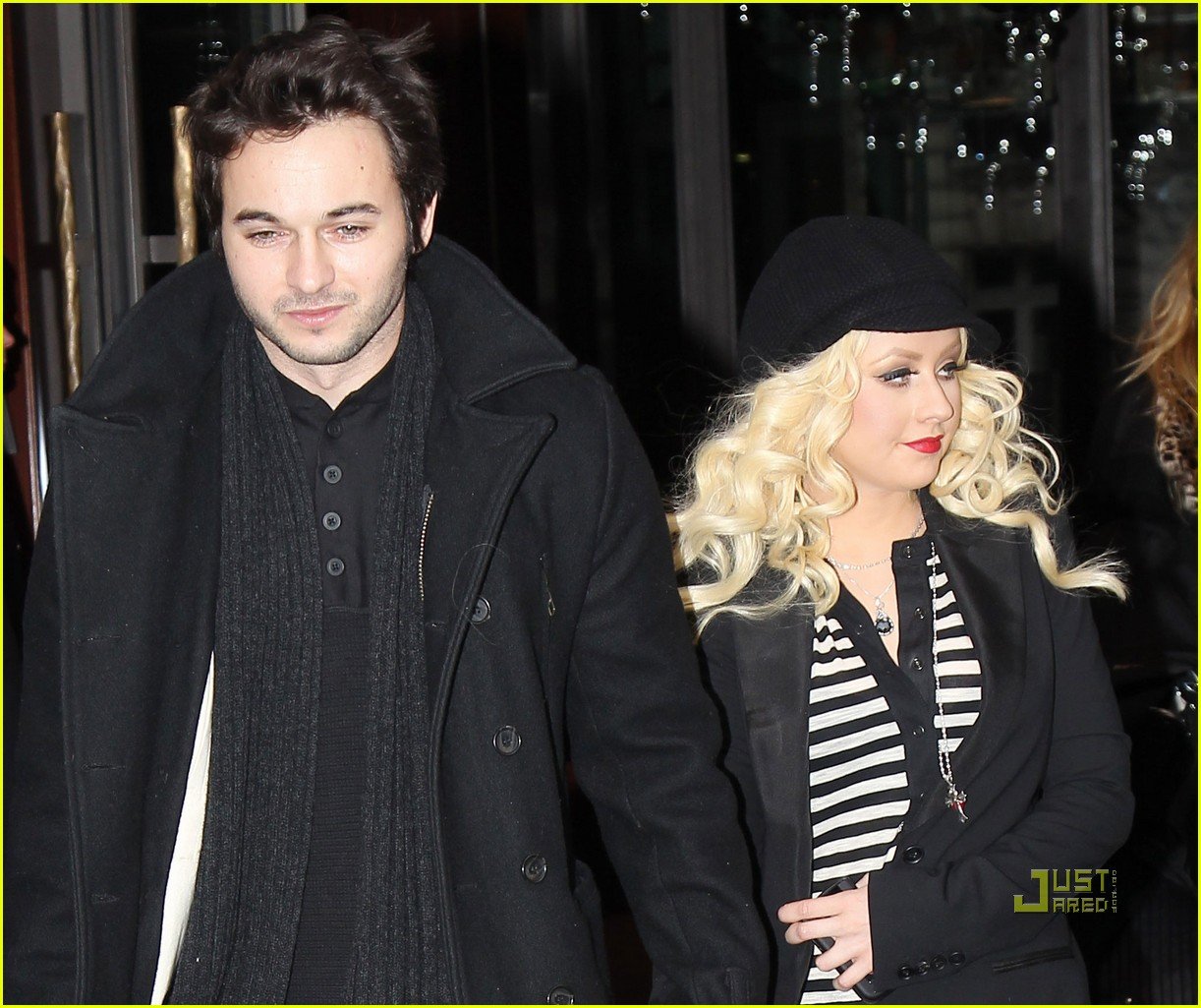 Christina Aguilera: Paris with Matt Rutler!: Photo 2503944 | Christina ...