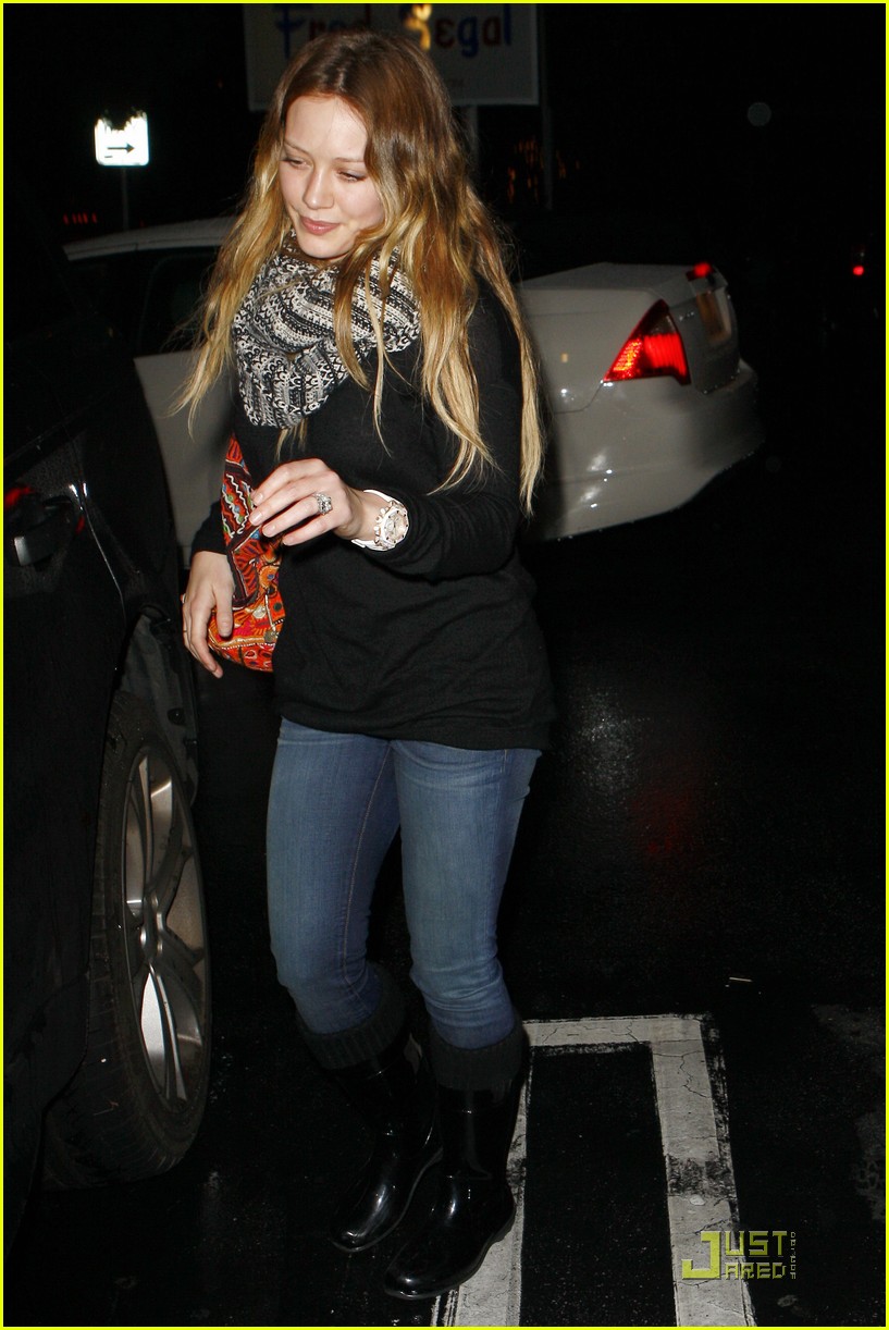 Hilary Duff: Fred Segal Retail Run: Photo 2505716 | Hilary Duff Photos ...