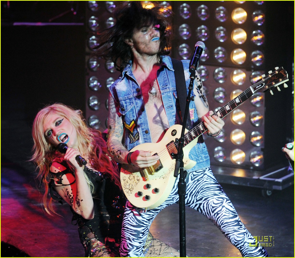 Ke$ha Rocks Out At Shepherd's Bush Empire: Photo 2504119 | Kesha Photos ...