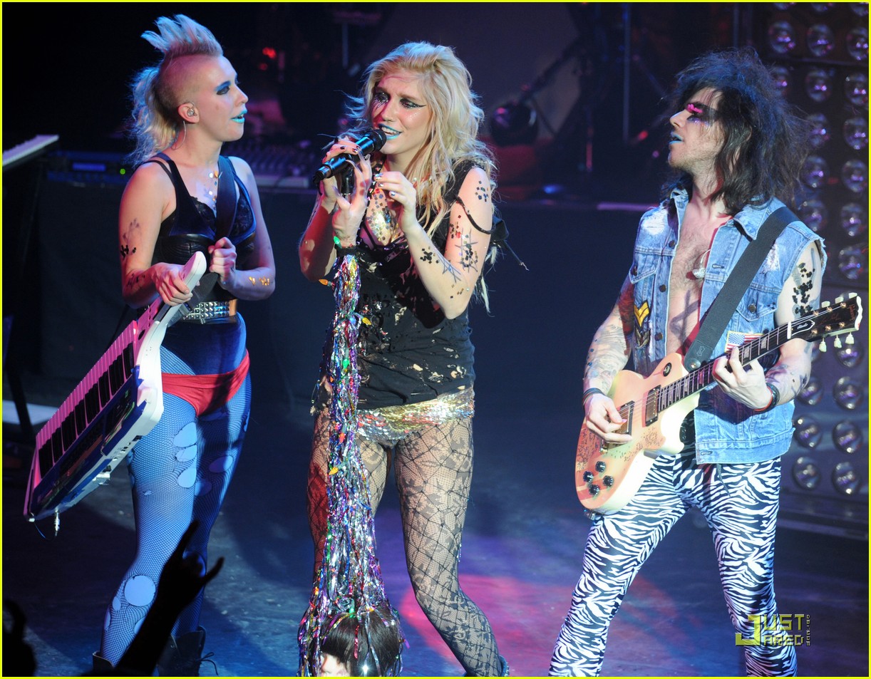 Ke$ha Rocks Out At Shepherd's Bush Empire: Photo 2504120 | Kesha Photos ...