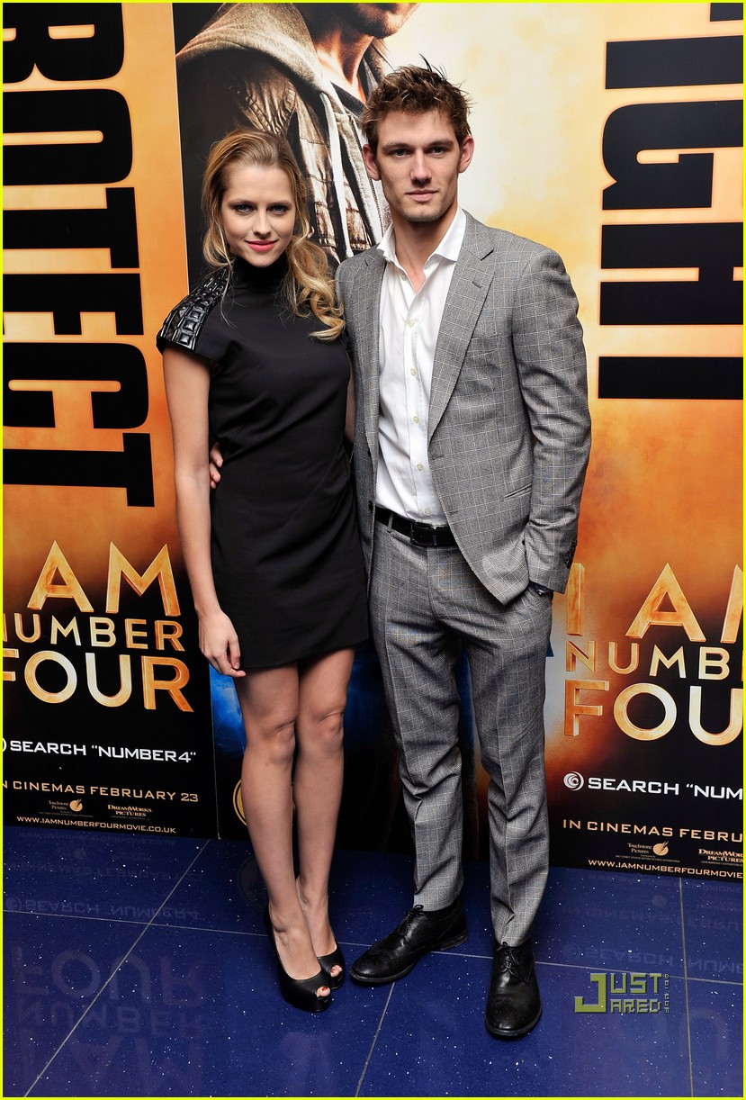 Alex Pettyfer: 'I Am Number Four' Special Screening in London!: Photo ...