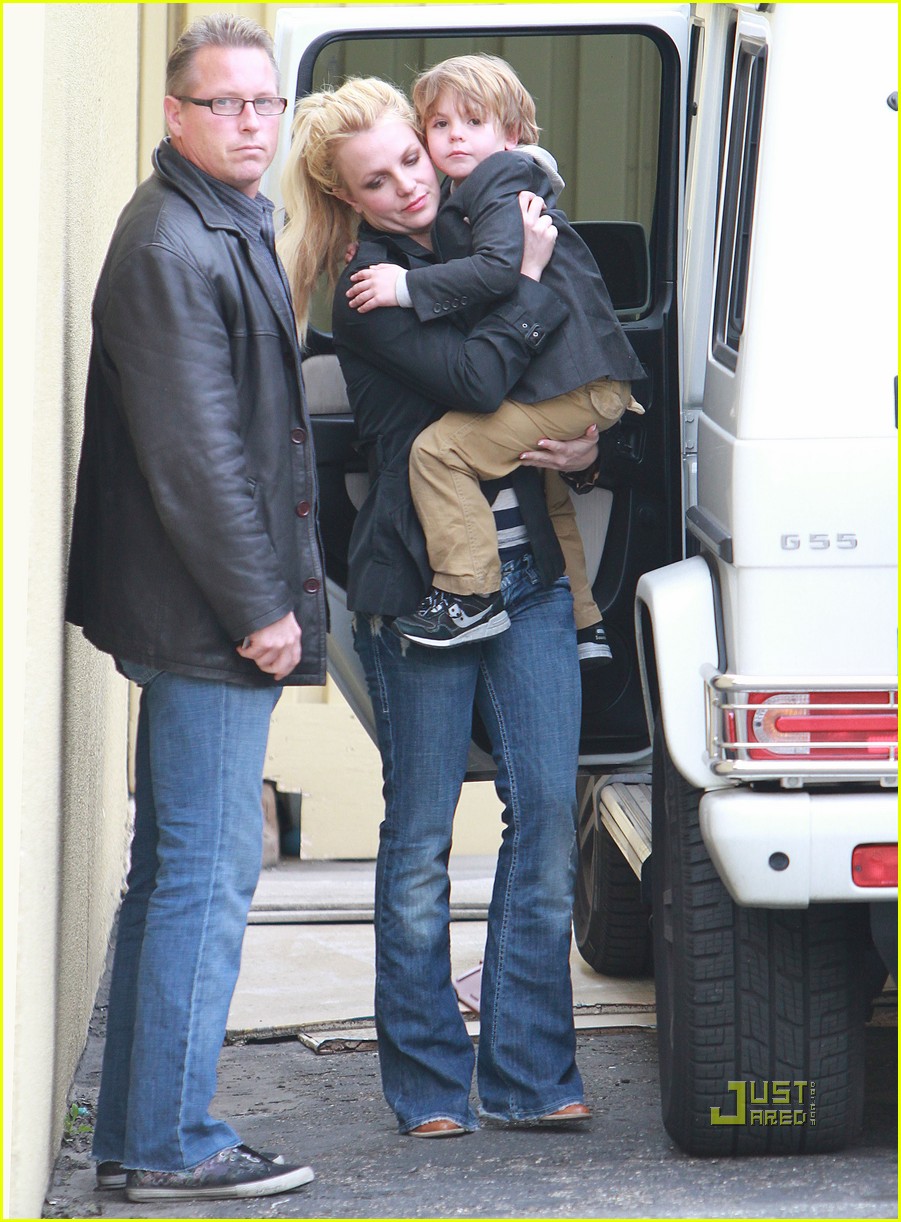 Britney Spears: Birthday Party with Sean Preston!: Photo 2509467 ...