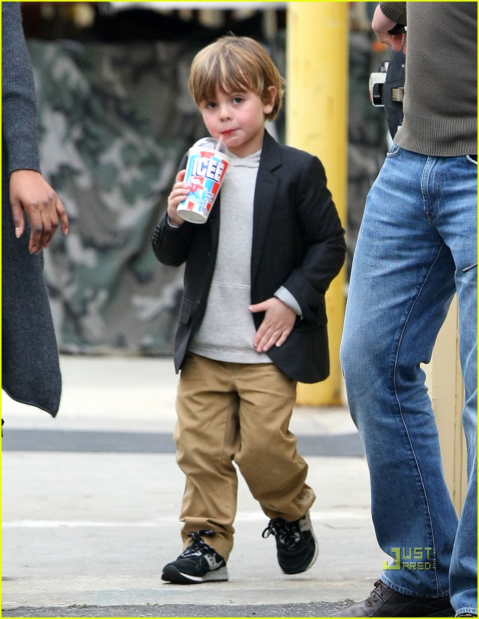 Britney Spears: Birthday Party with Sean Preston!: Photo 2509468 ...