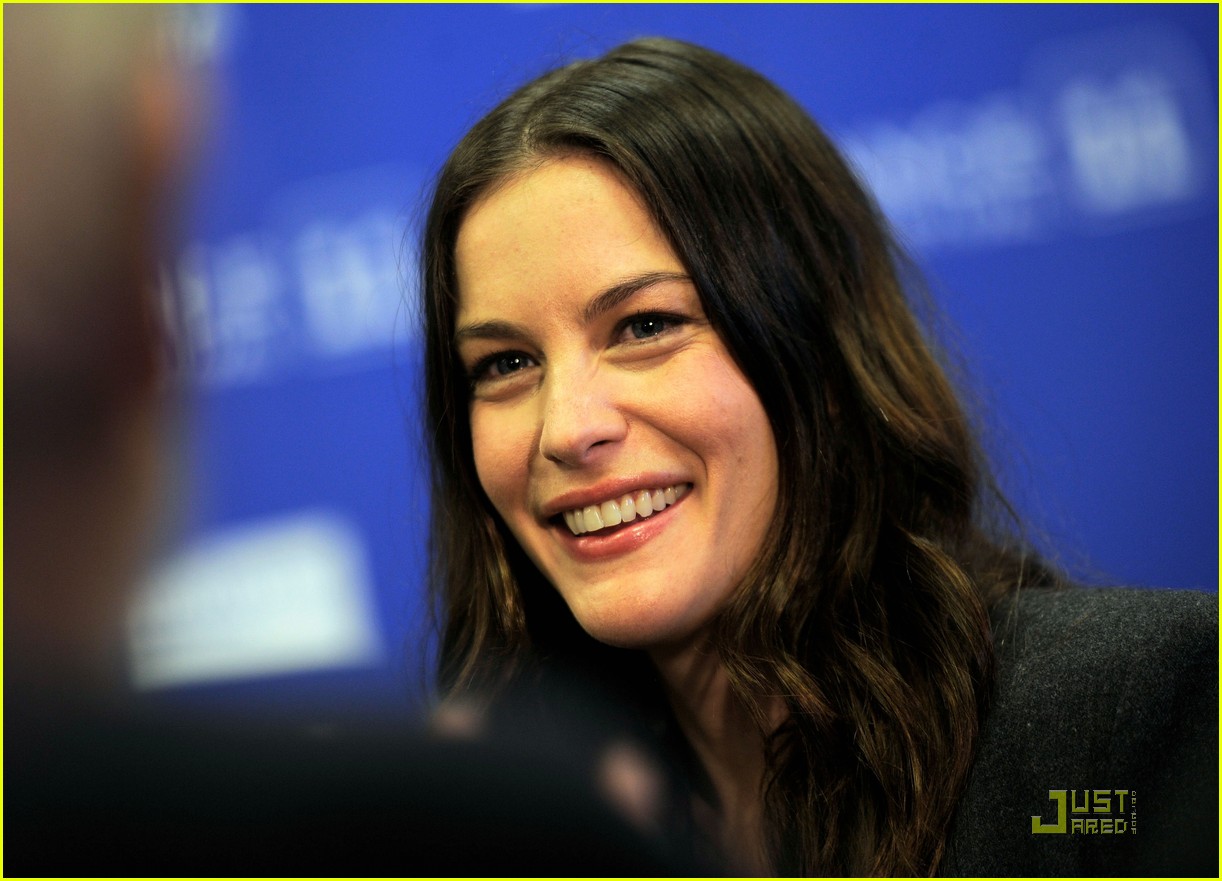 Photo Liv Tyler Ledge Premiere Sundance 04 Photo 2513408 Just