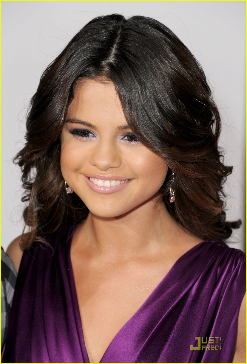 Miley Cyrus & Selena Gomez: 'Never Say Never' Premiere!: Photo 2518022 ...