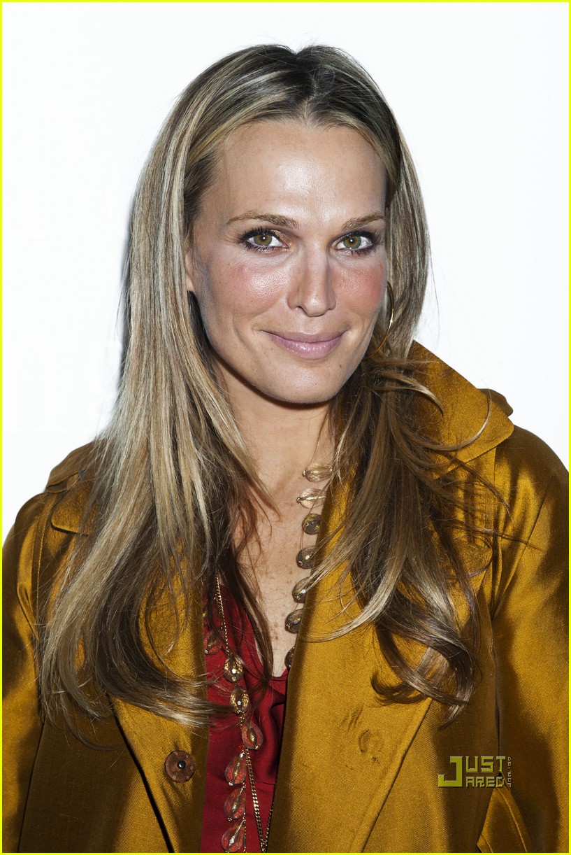 Fergie: Front Row at Diane Von Furstenberg Fashion Show: Photo 2519695 ...