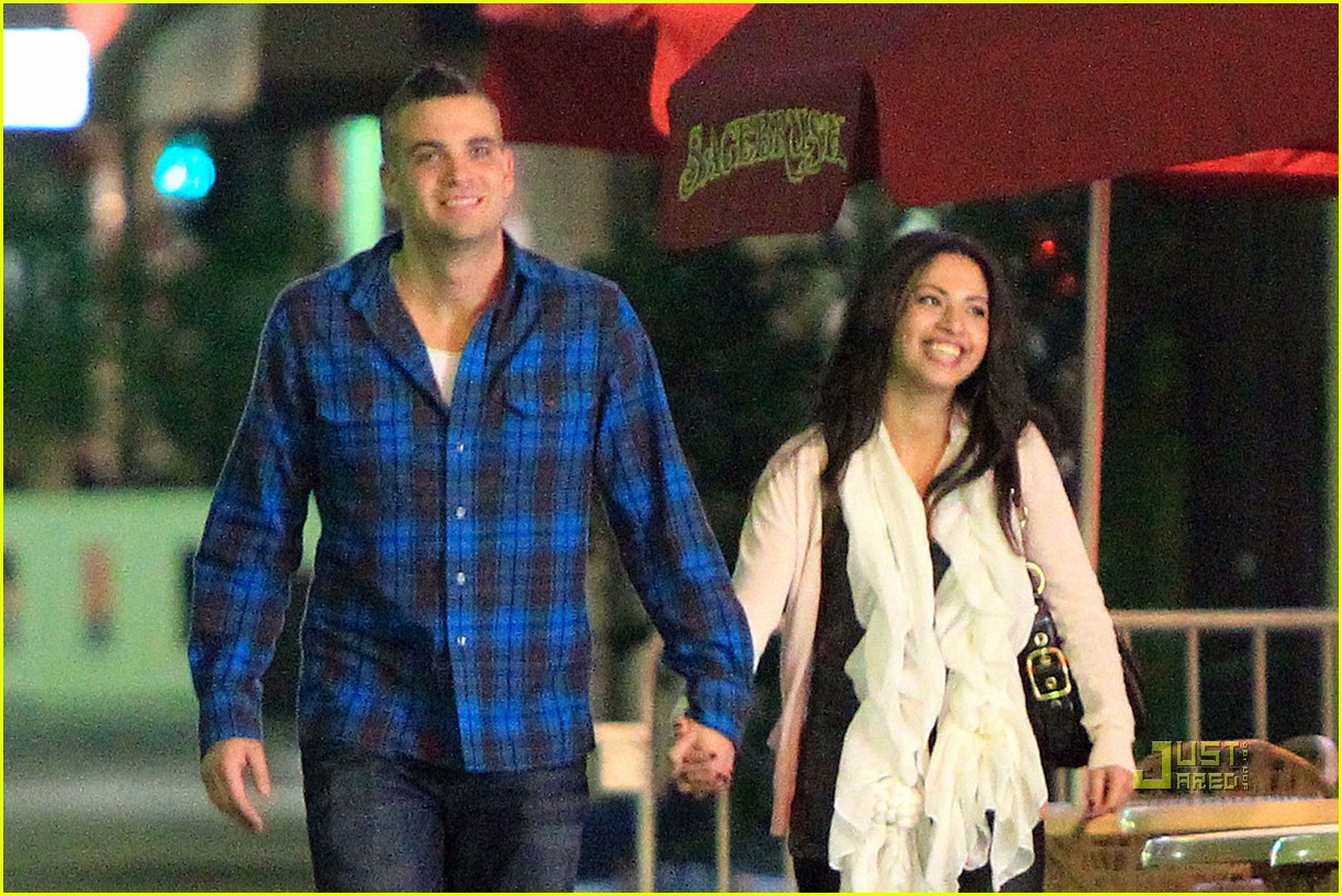 Mark Salling: Holding Hands with a Mystery Woman!: Photo 2516102 | Mark ...