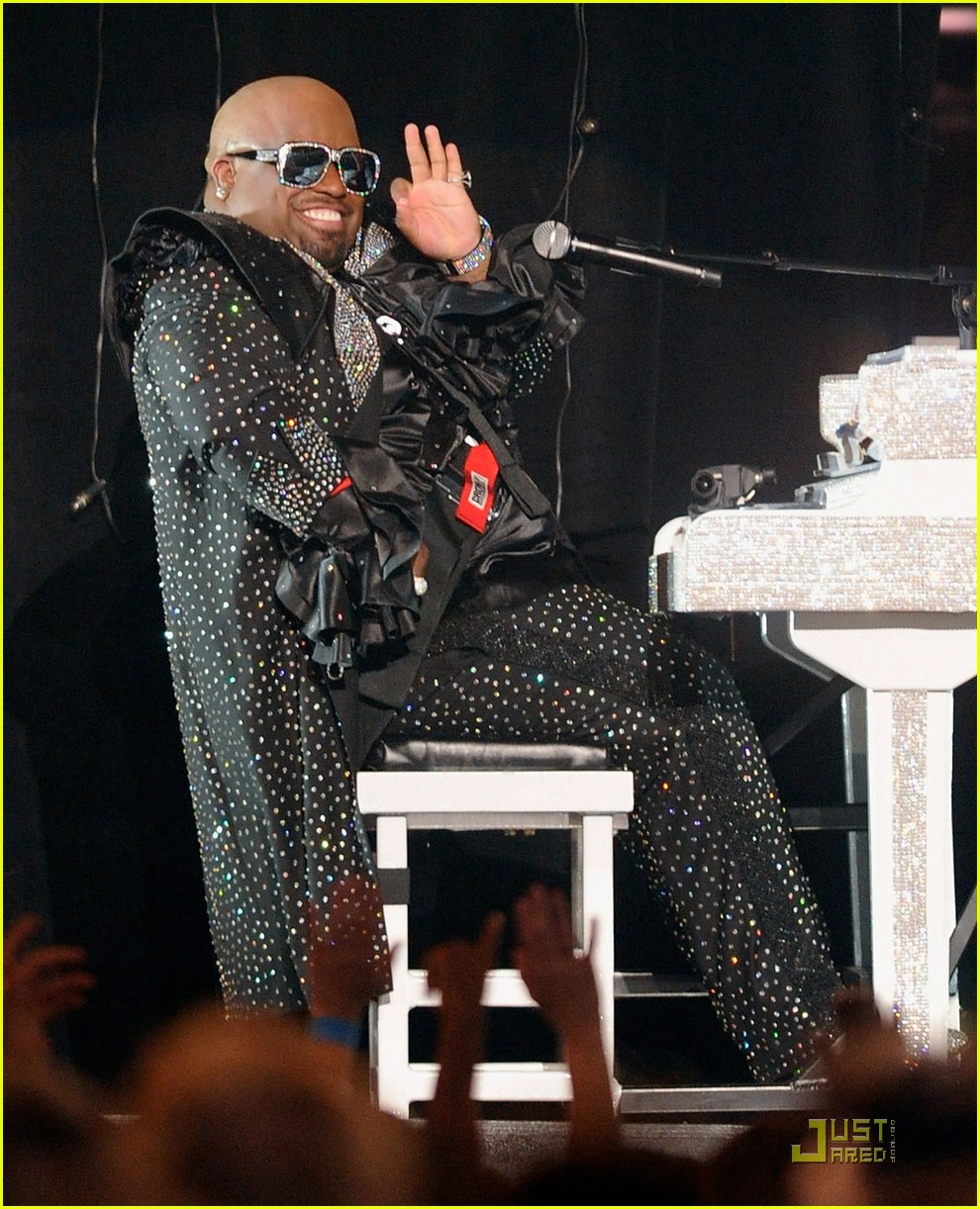 Cee Lo Green: Billboard Awards Performance!: Photo 2546510 | 2011 ...