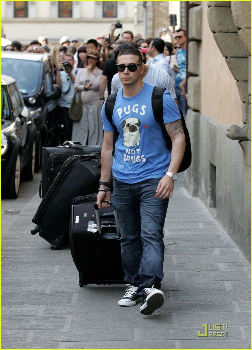 Snooki & The Situation: 'Jersey Shore' Cast Arrives in Italy!: Photo ...