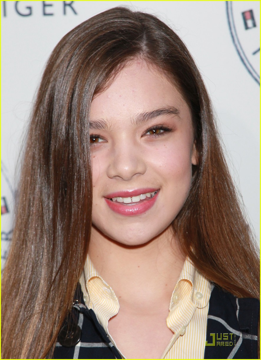 Hailee Steinfeld: Prep World Pop Up House Launch Party!: Photo 2551269 ...