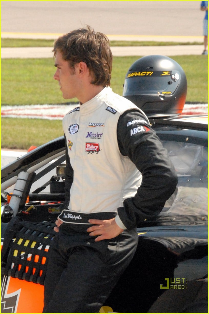 Zac Efron: 'Heartland' Racecar Driving!: Photo 2562027 | Zac Efron ...