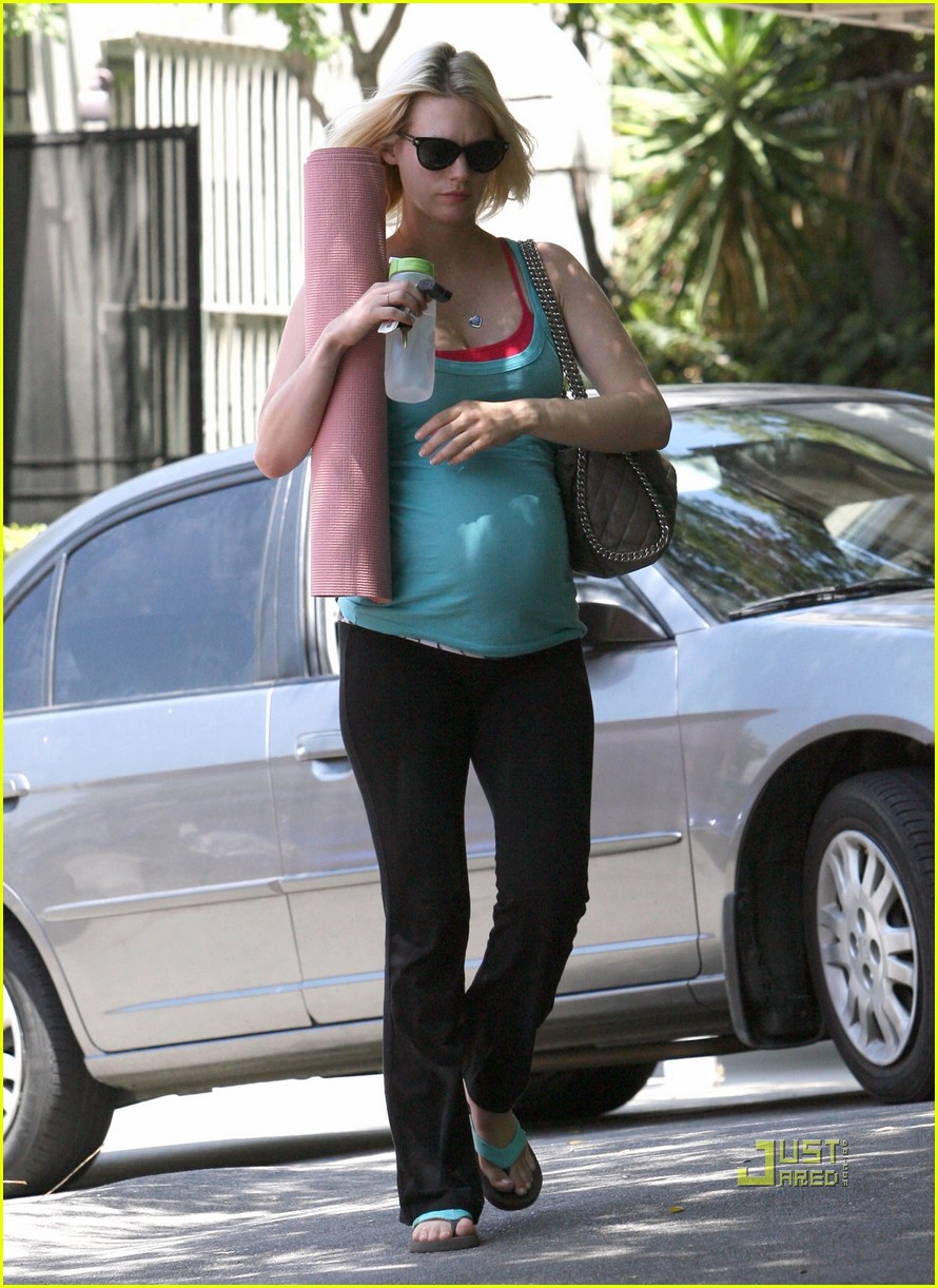 January Jones: Watch 'Mad Men' Instantly on Netflix!: Photo 2564610 ...