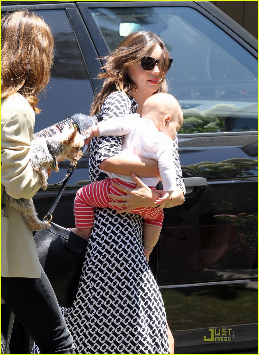 Miranda Kerr: Family Visit in Santa Barbara with Flynn!: Photo 2563221 ...