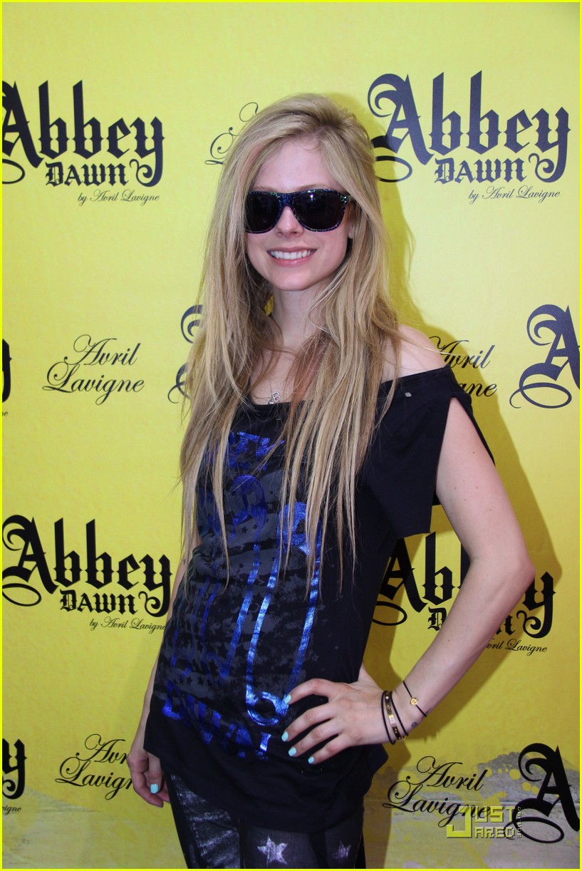 Avril Lavigne Presents Abbey Dawn in Berlin!: Photo 2558968 | Avril ...