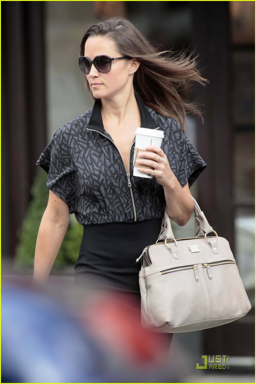 Pippa Middleton Makes A Run For It: Photo 2561258 | Pippa Middleton ...
