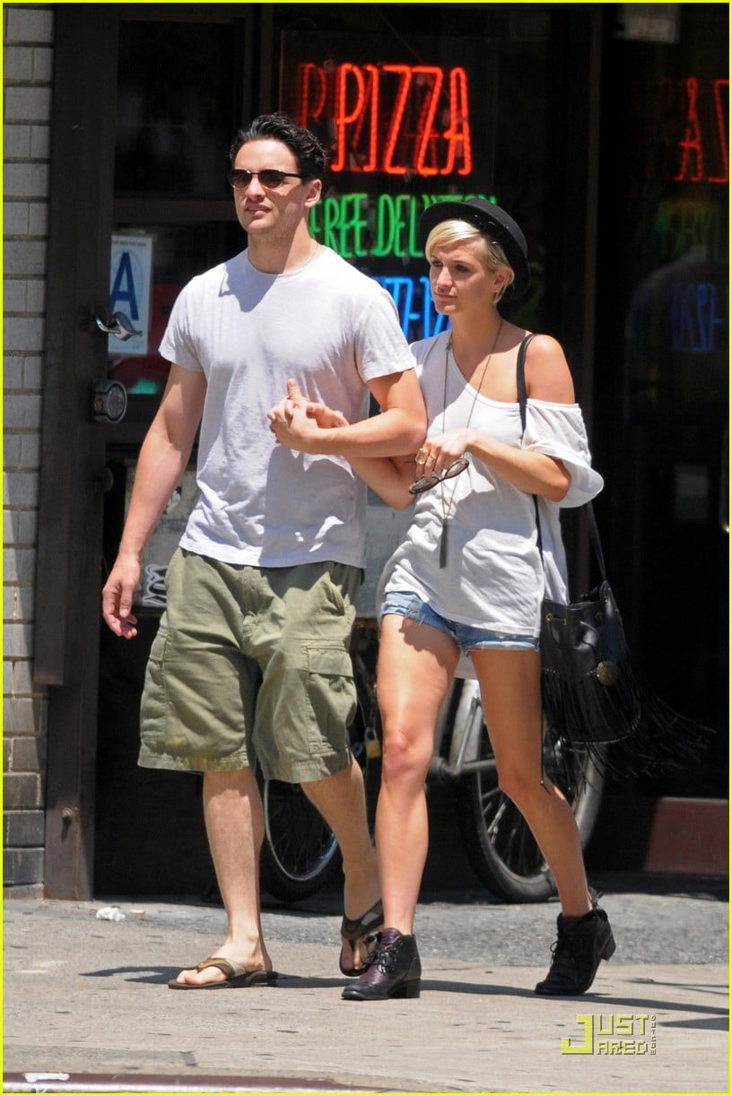 Ashlee Simpson & Vincent Piazza: Kiss Kiss!: Photo 2559970 | Ashlee ...