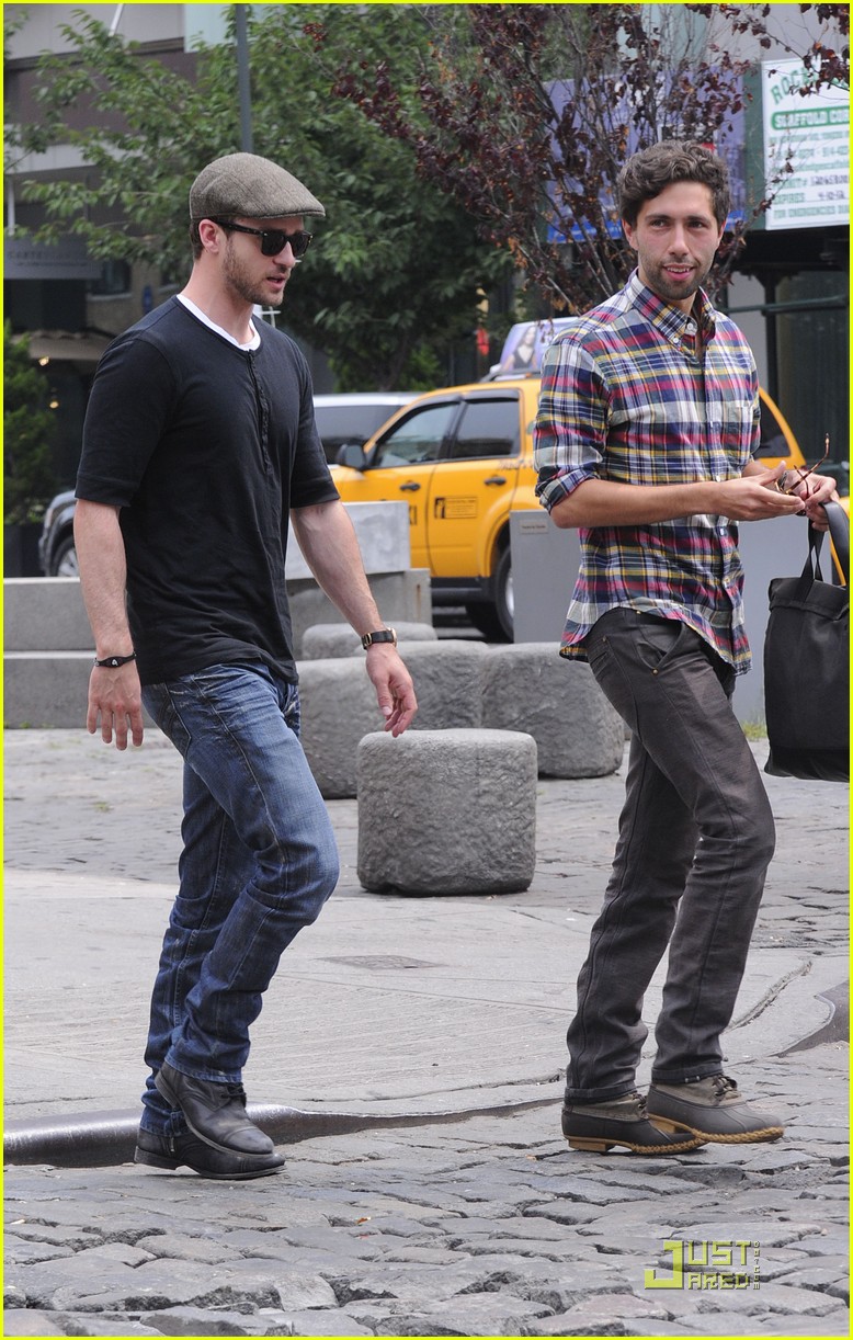 Justin Timberlake: Business Lunch at Pastis Restaurant: Photo 2559257 ...