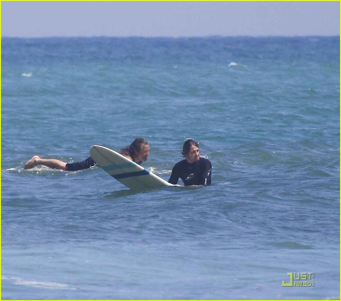 Gerard Butler: Morning Coffee & Afternoon Surfing!: Photo 2570190 ...