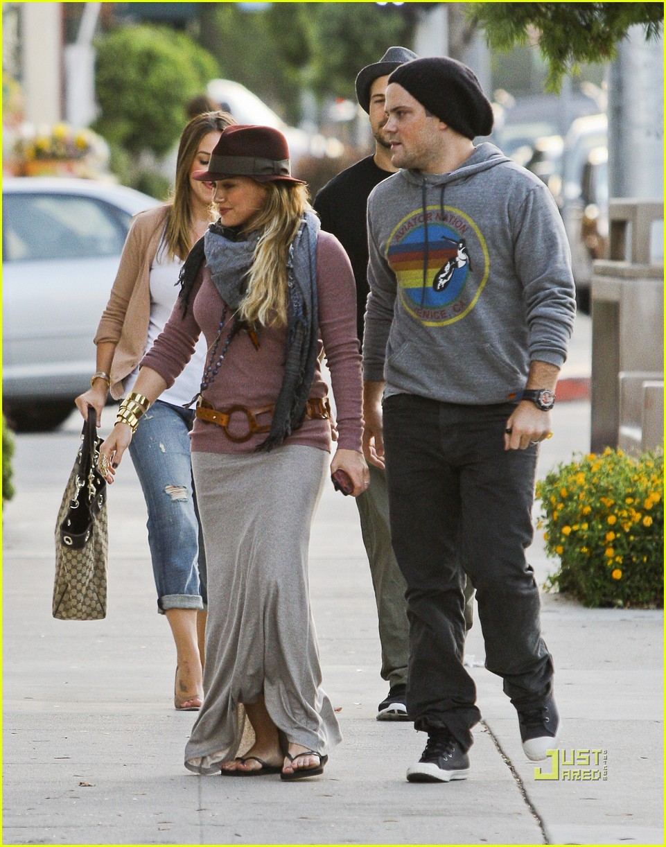 Hilary Duff & Mike: Double Date with Haylie & Nick!: Photo 2570389 ...