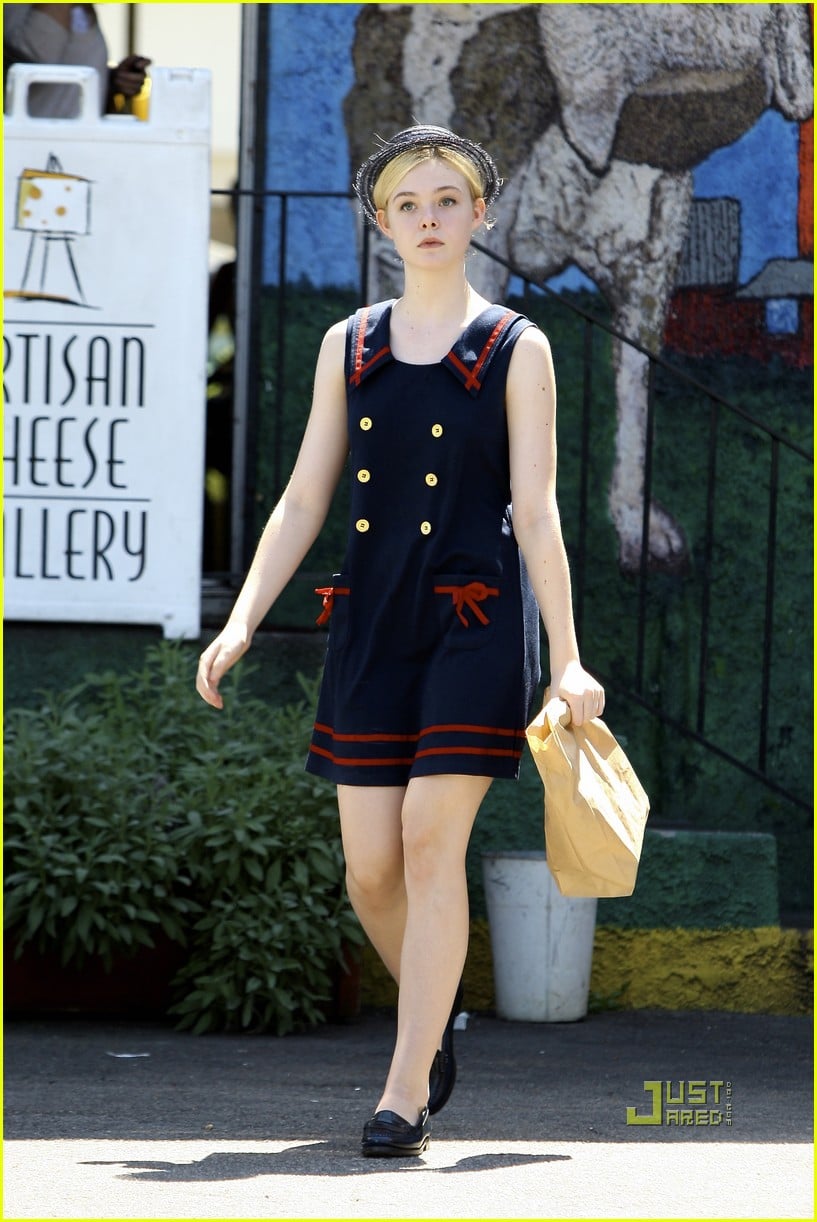 Elle Fanning: Hello, Sailor!: Photo 2575117 | Elle Fanning Photos ...