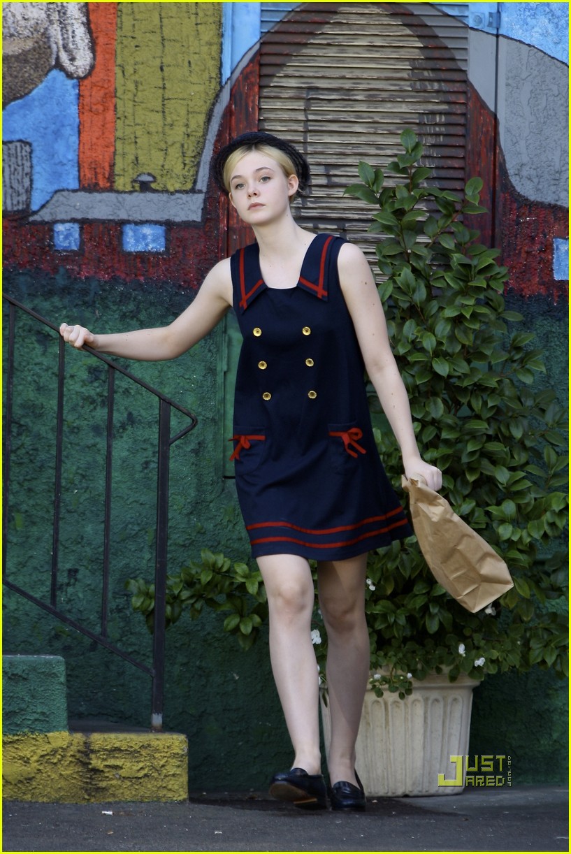Elle Fanning: Hello, Sailor!: Photo 2575119 | Elle Fanning Photos ...