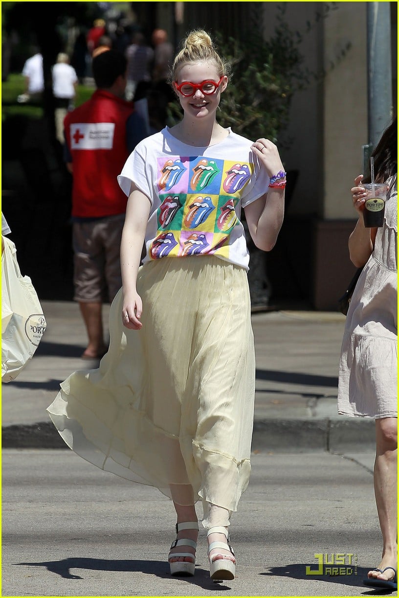 Elle Fanning: Rolling Stone Rocker!: Photo 2572176 | Elle Fanning ...