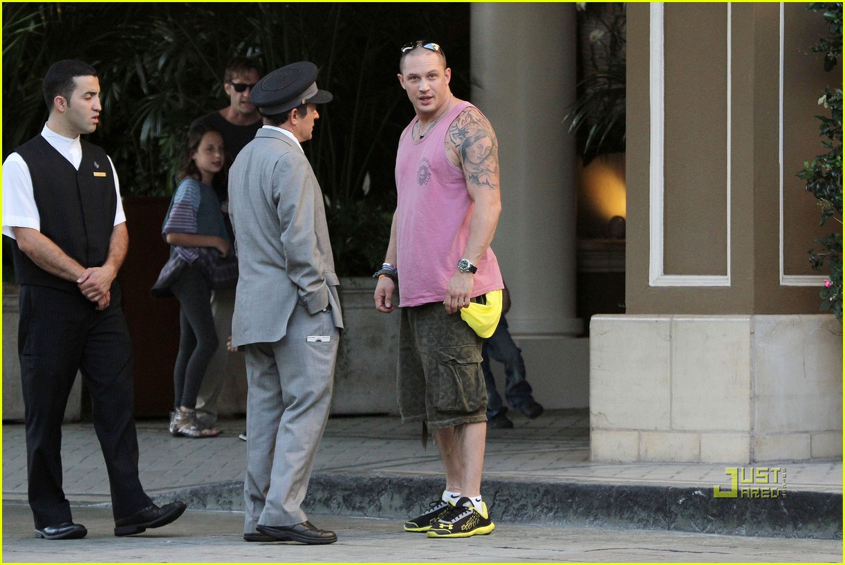 Tom Hardy: Grove with a Guy Friend!: Photo 2572379 | Tom Hardy Photos ...