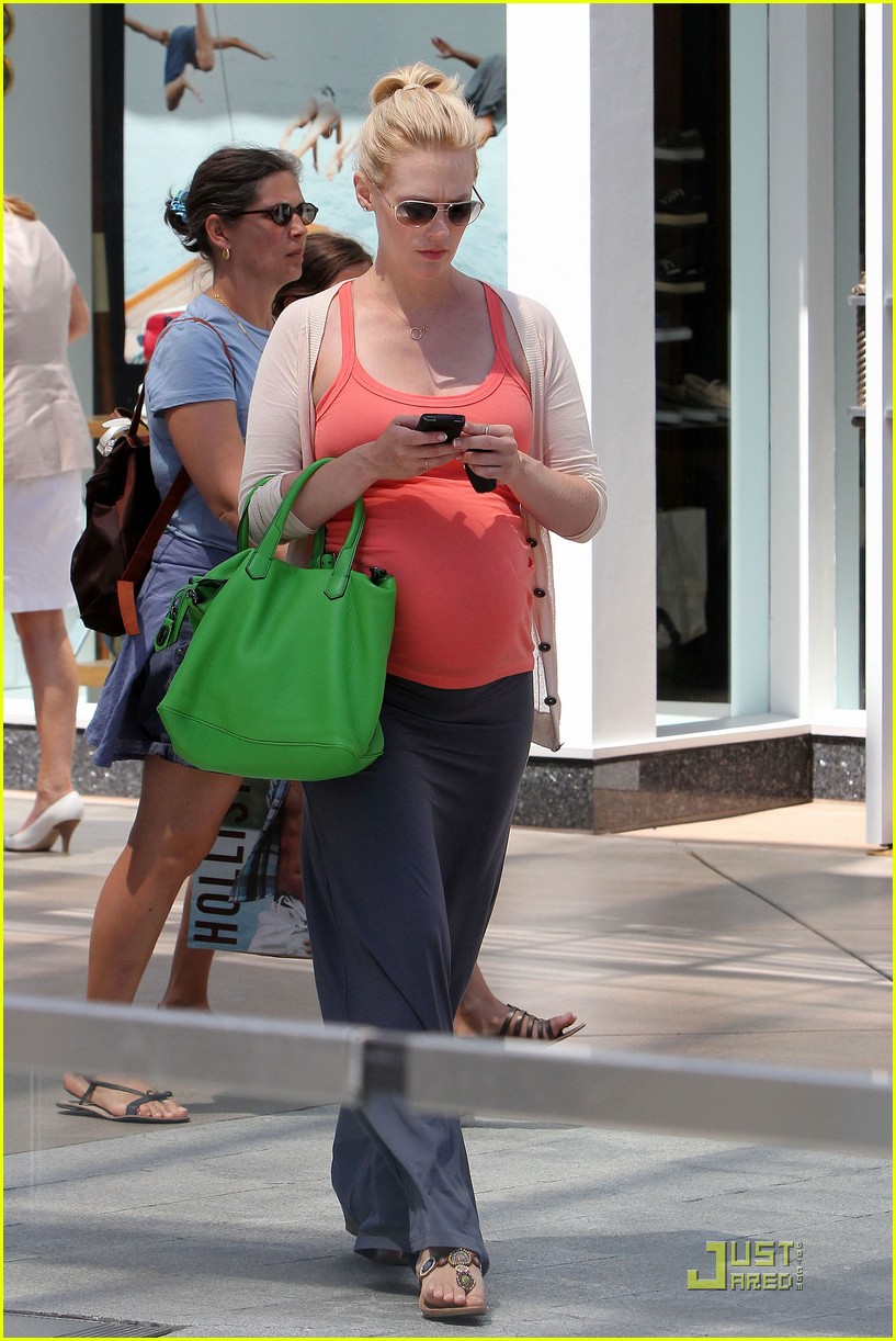 January Jones: Baby Bump at the Mall!: Photo 2566472 | January Jones ...