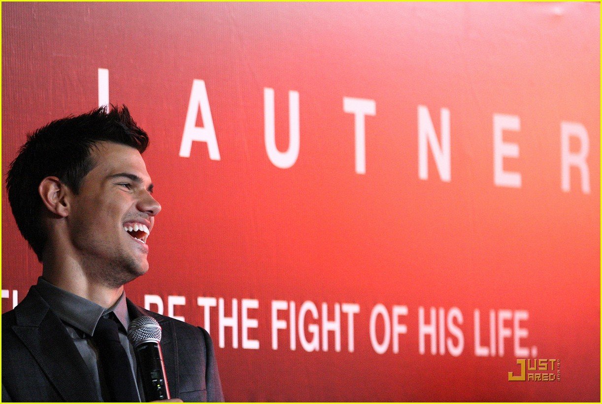 Taylor Lautner: 'Abduction' Premiere in Sydney!: Photo 2572575 | Taylor ...