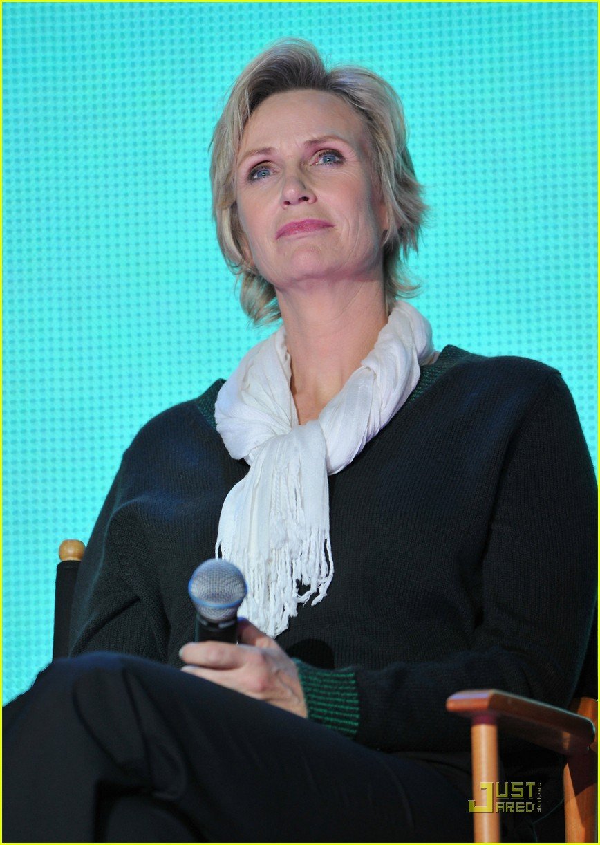 Jane Lynch: Glee Sing-A-Long with the Family!: Photo 2570843 | Jane ...