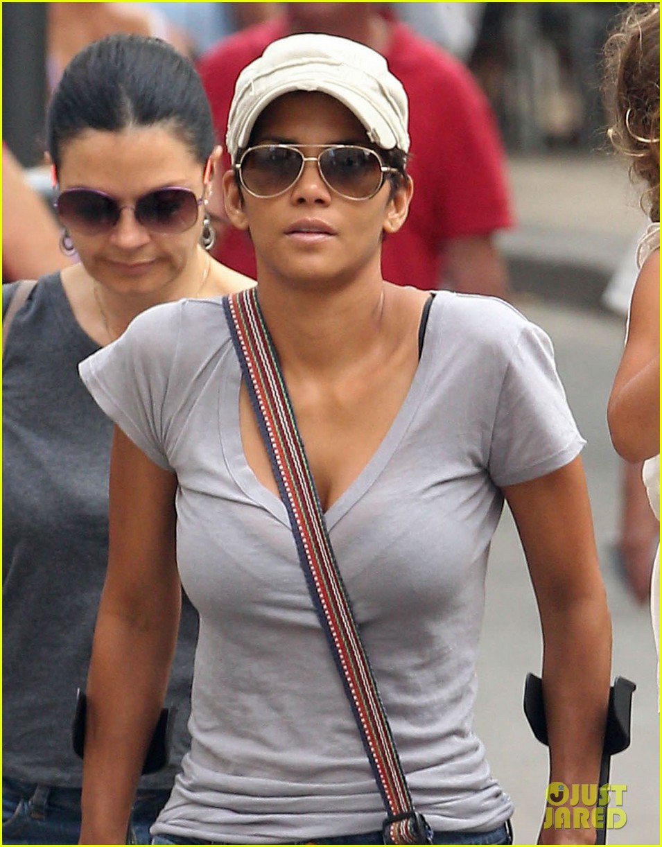 Halle Berry: Hugh Grant Joins 'Cloud Atlas': Photo 2585497 | Celebrity Babies, Gabriel Aubry ...